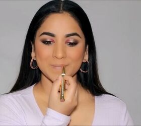 Create a Glam Eye Makeup Look Using This Easy "V" Technique | Upstyle