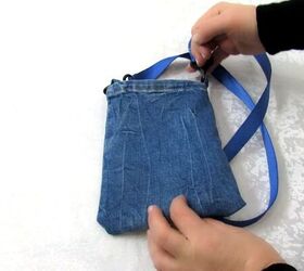 How to DIY a Cute and Easy Denim Pouch | Upstyle