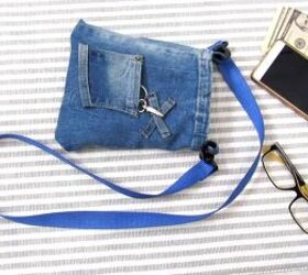 How to DIY a Cute and Easy Denim Pouch | Upstyle