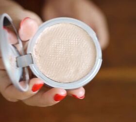 Super Easy Hack: How to Fix Broken Powder Makeup | Upstyle
