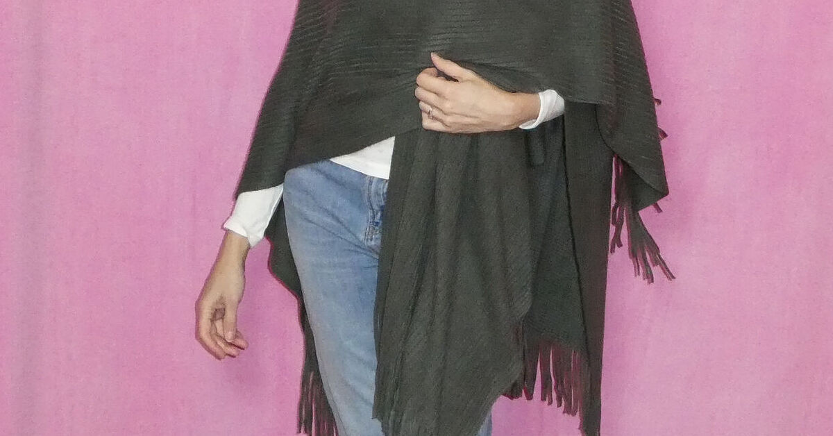 How To Wear A Ruana Wrap Upstyle