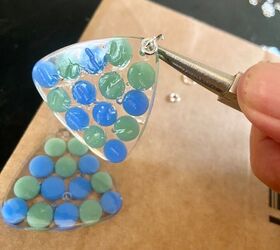 Making Epoxy Resin Jewellery Experiment | Upstyle