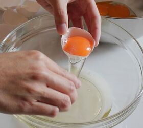 6 Reasons Why You Should Apply Egg Whites On Your Face | Upstyle