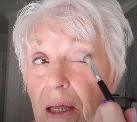 Quick and Easy Subtle Blue Eyeshadow Look for Mature Women | Upstyle