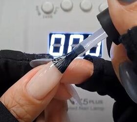 How to DIY Easy Blue Ombre Nails at Home | Upstyle