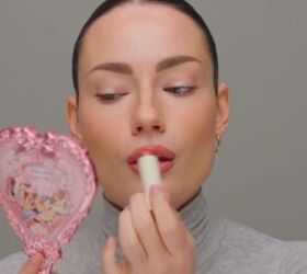 Chic & Natural Low Contrast Makeup Look | Upstyle