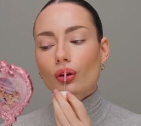 Chic & Natural Low Contrast Makeup Look | Upstyle