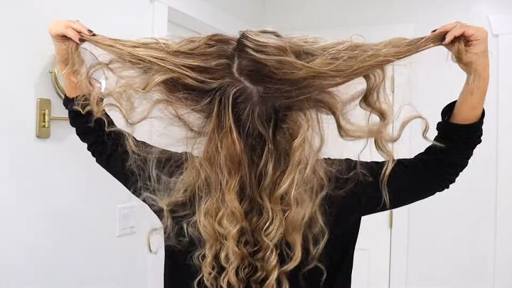 Creating Easy And Heatless Unicorn Curls Perfect Curls Overnight Upstyle