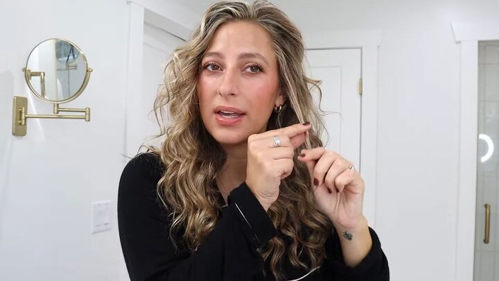 Creating Easy And Heatless Unicorn Curls Perfect Curls Overnight Upstyle