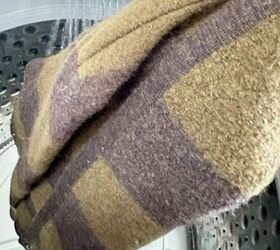 Shrink a Wool Sweater, Make a Bag | Upstyle