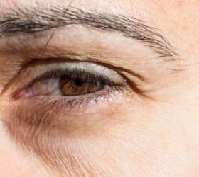 3 Must-Have Products to Banish Dark Under Eyes | Upstyle