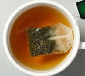 This Tea Bag Hack Banishes Dark Circles | Upstyle