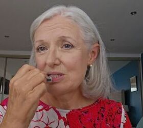 How to Apply Perfect Lipstick for Older Women | Upstyle