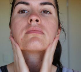 How to Use the Oil Cleansing Method to Clear Your Skin | Upstyle