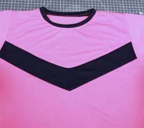 How to Easily Make a DIY Color Block Shirt With a Simple V Design | Upstyle